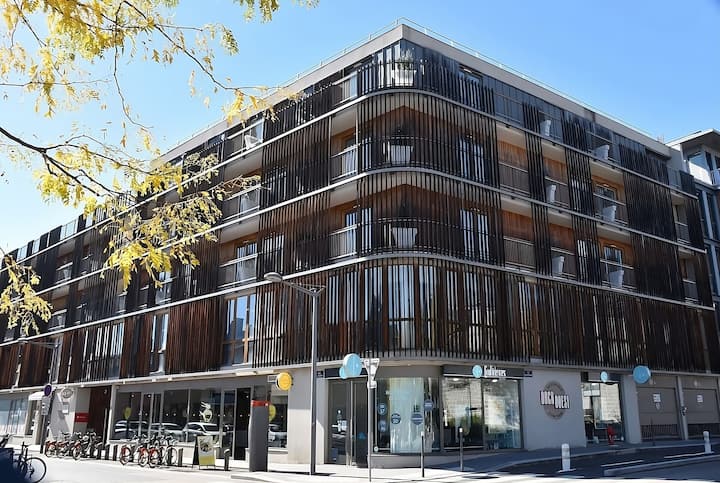 Affordable Getaway! 3 Relaxing Units, Pets Allowed - Lyon