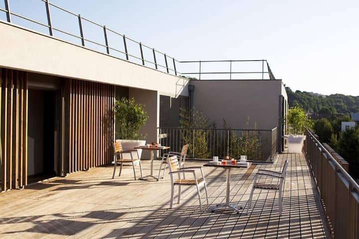 Close To Metro In Lyon! 4 Pet-friendly Units! - Lyon