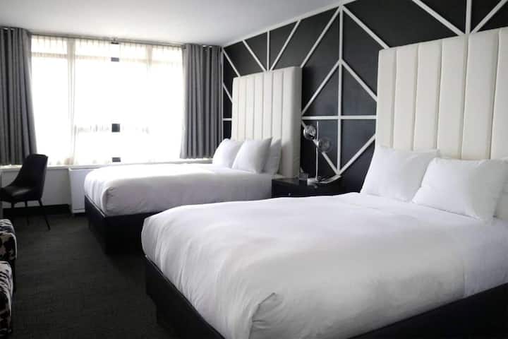 Hotel Noma | 2 Double Beds | Near Bronx Attraction - New Rochelle, NY