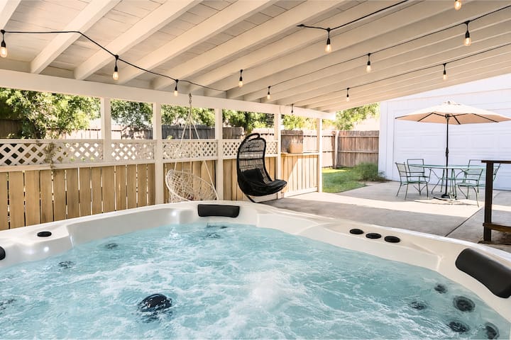 Walkable Midtown 2 Bedroom Home With Hot Tub - Coeur d'Alene, ID