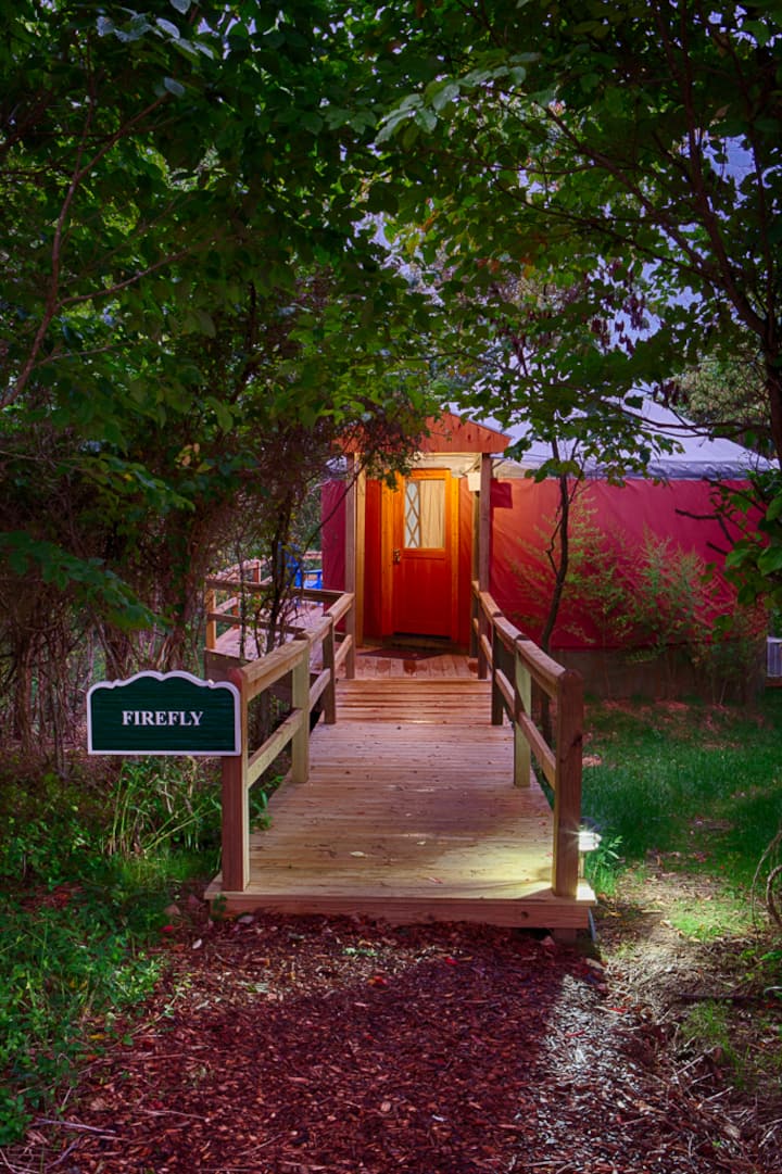 Inn & Spa At Cedar Falls Firefly Yurt - Hocking Hills State Park, OH