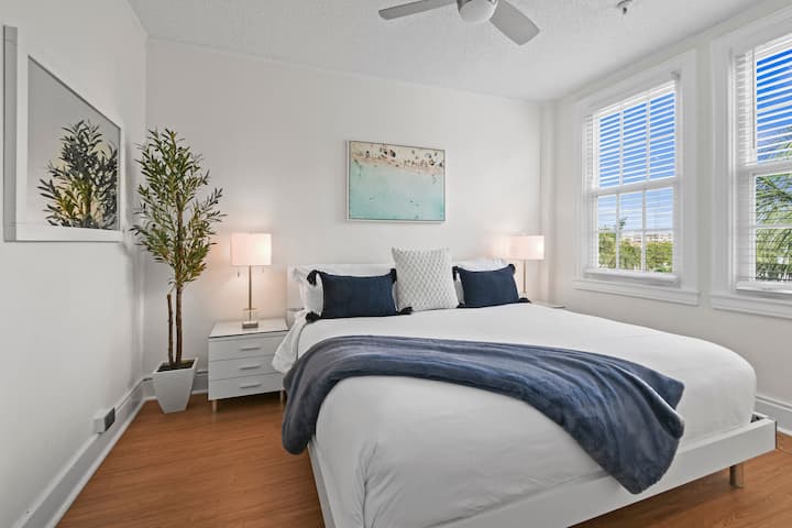 Special Offer/pool/stepstobeachdine/island 1br - Palm Beach, FL