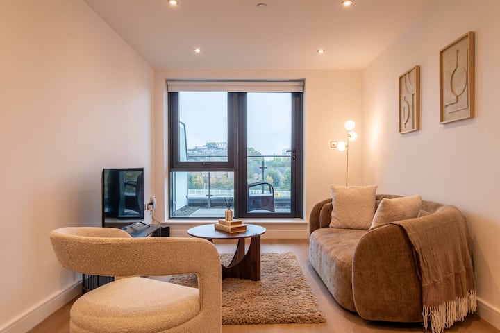 Premium City Apartment • Terrace & Parking - Leeds