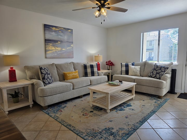 Beach Retreat! 11-pools, Putt-putt & More! - Panama