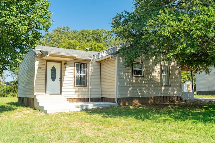 Cozy Argyle 2br Home Near Lantana Golf & Parks - Corinth, TX