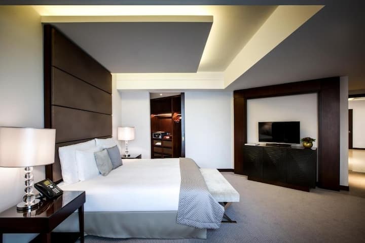 Luxury 3 Bedroom Apartment Near Observation Deck - Abu Dhabi