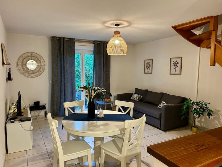 Le Patis : Maison Cocon En Face Le Chu - Poitiers