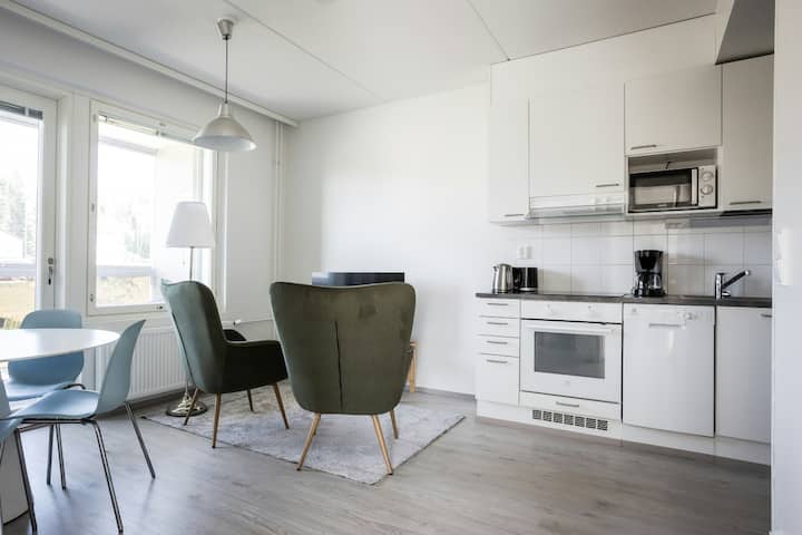 Stylish Apartment For 3 Guests - Kirkkonummi