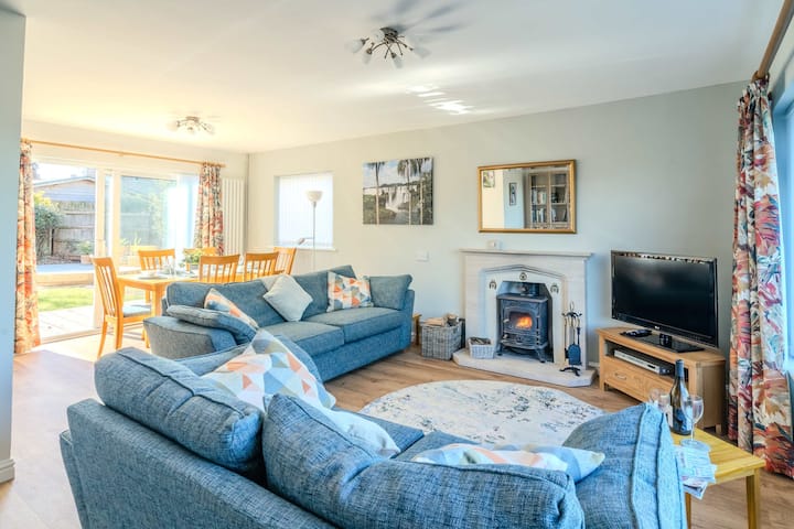 3br Entire Home Next To Racecourse & Free Parking - Cheltenham