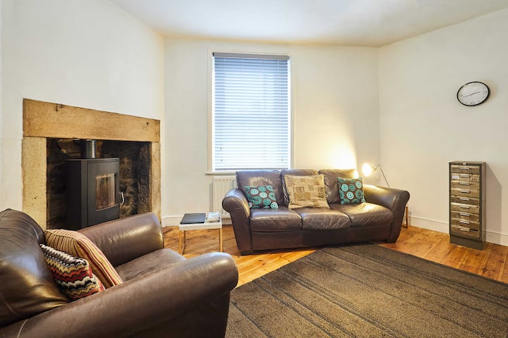 Host & Stay | The Reading Room - Hexham