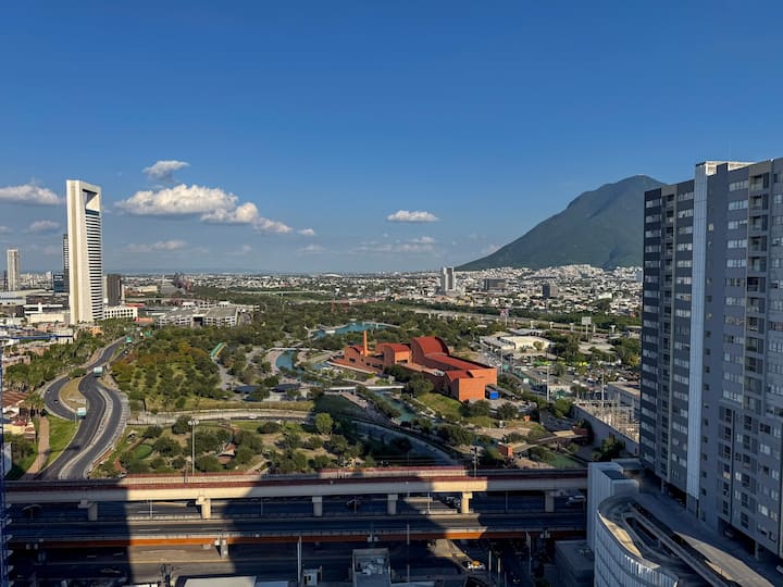 Stylish 3br Condo Near Fundidora Park + Gym - Monterrey