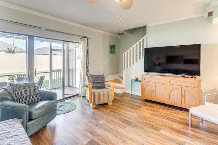 1 Mi To Cherry Grove Beach: Quiet Escape W/ Deck - North Myrtle Beach, SC