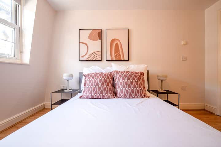 Kensington & Earls Court 1 Bed Apartment - 4 Guest - Earls Court