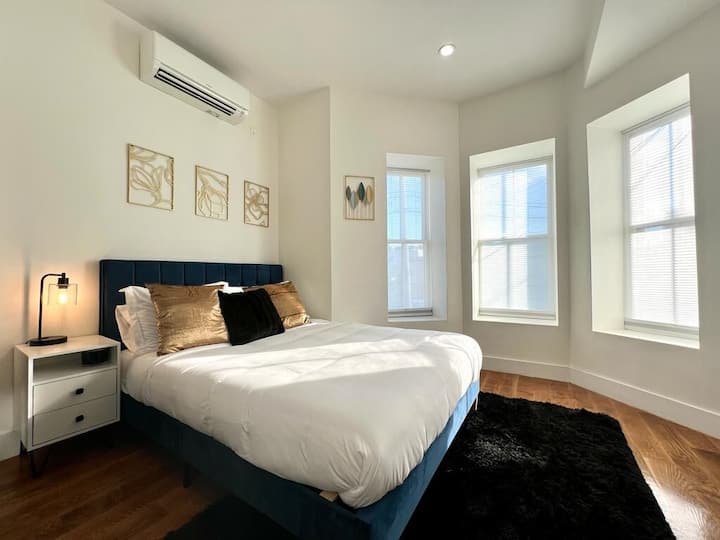 Stylish 2br 1.5b Duplex W/private Garden Brooklyn - New York