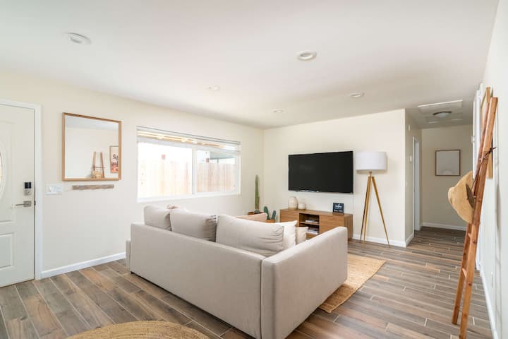 Serene Desert Hideaway Hot Tub - Joshua Tree