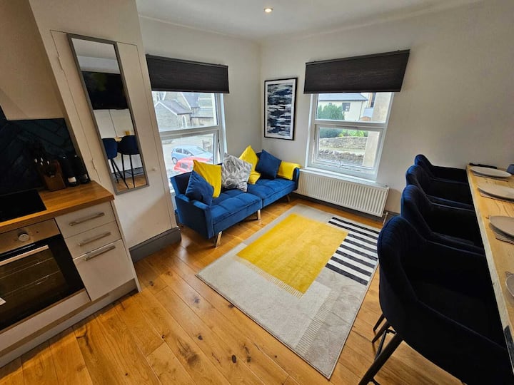 Stylish 2-bed Apartment With Parking - National Museum Cardiff