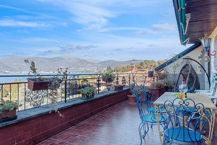 L'attico Con Terrazza Vista Lago - Stresa