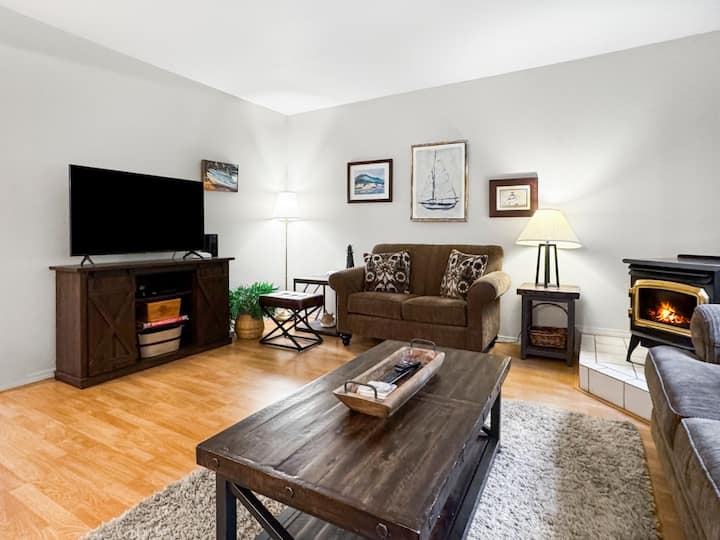 Convenient Townhome Near Downtown Mccall - McCall, ID