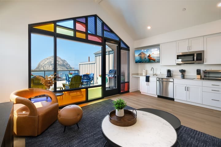Newly Built Upstairs Harbor View Suite Private Dec - Morro Bay, CA