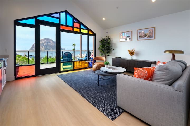 Boutique Harbor View Suite With Iconic Rock Views - Morro Bay, CA