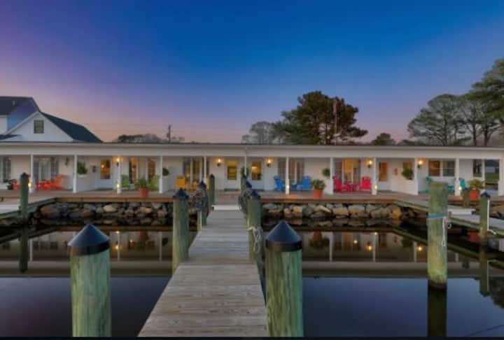 Inn On Turville Cottage, Sleeps 4, Waterfront - Ocean Pines, MD