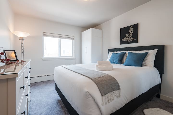 Modern 1b Condo In Corydon+free Reserved Parking - Winnipeg