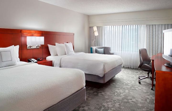 Relaxing Hotel Spot In Atlanta - Easy City Access - Atlanta, GA