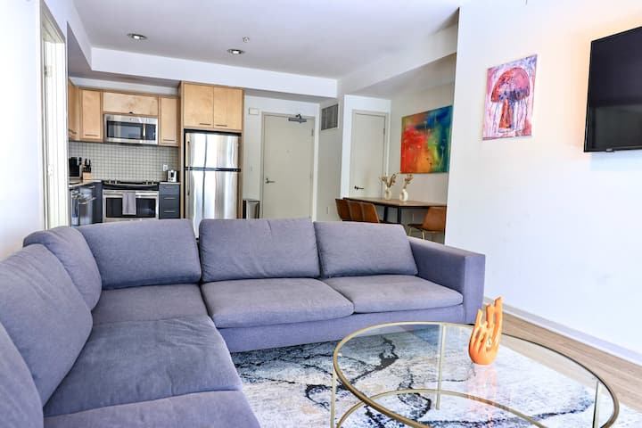 Stay In Style Modern 2br Steps From Hollywood Acti - Hollywood, CA