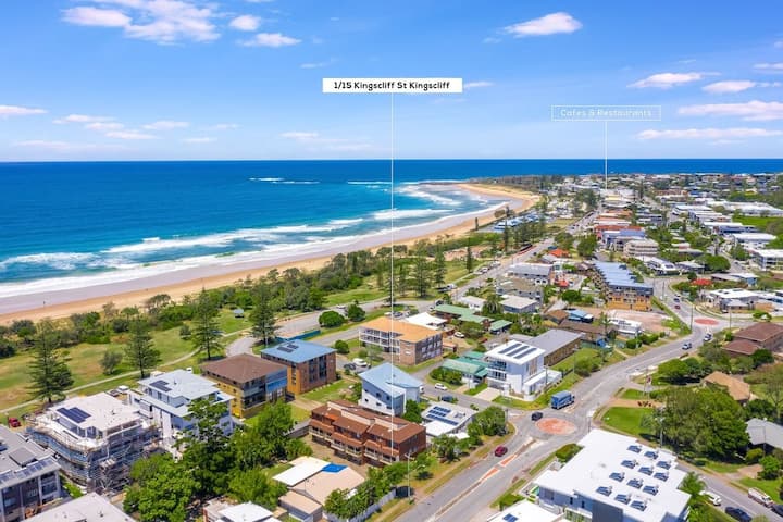 Wave Whisperer - Coolangatta