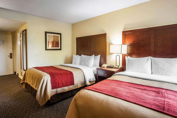 Near Parx Casino | Free Breakfast & Parking +  Gym - Philadelphia, PA
