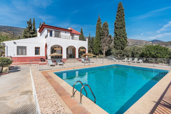 Sortes Ana - Cortijo Puerta - Lanjarón