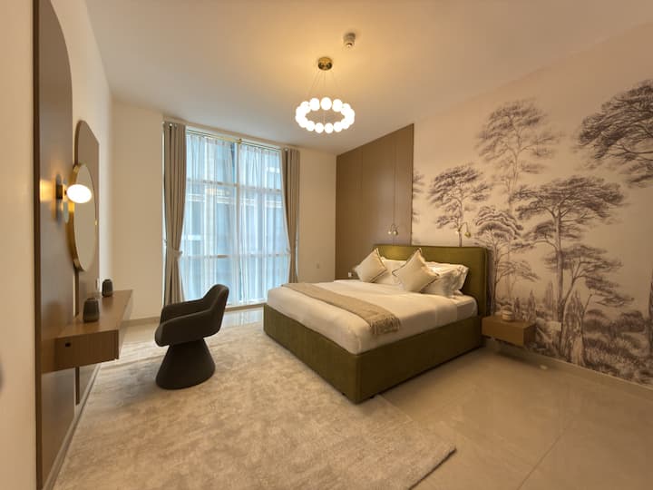 Luxury Holiday Home | Spacious & Fully Furnished - Dubai