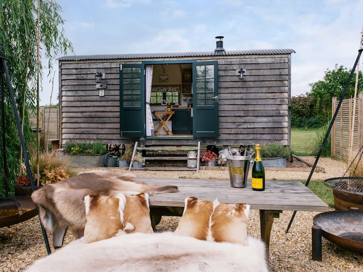 Poppie's Shepherd Hut - Uk50227 - Belvoir Castle