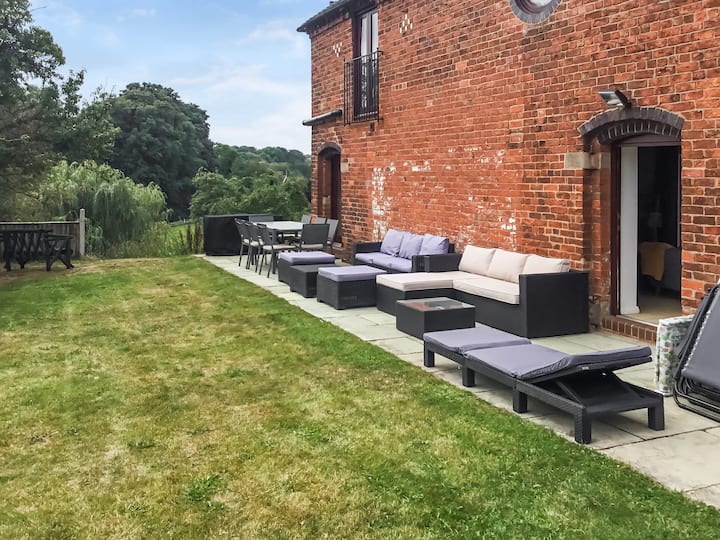 Mill House Barn - Crewe