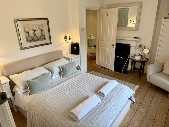 Double-de Luxe-sdb Privée Avec Douche-vue Sur Jard - Bourne