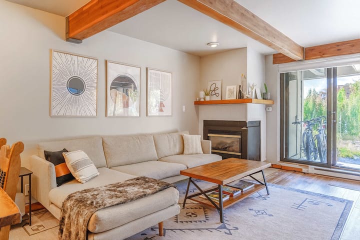 Mountain Edge Luxe | Hot Tub + Walk To Lifts - Crested Butte, CO