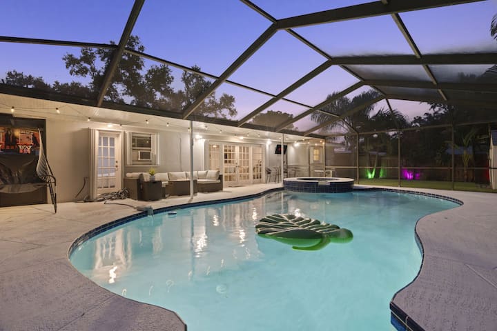 Crystal Palms | Pool, Hot Tub, Game Room - Clearwater, FL