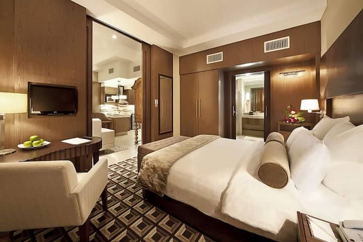 Luxury 1bhk Near Ghurair Mosque & Abu Dhabi Mall - Abu Dhabi