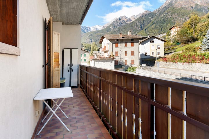Super Mini Appartamento Lanzada - Chiesa in Valmalenco