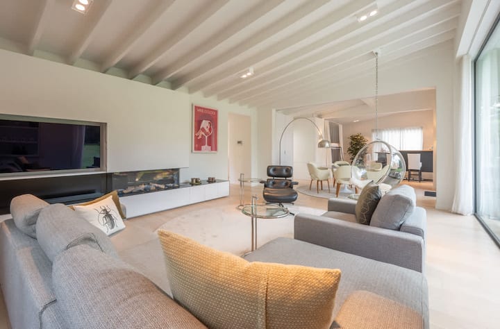 Elegant Guesthouse On Castle Estate Near Bruges - 브뤼허