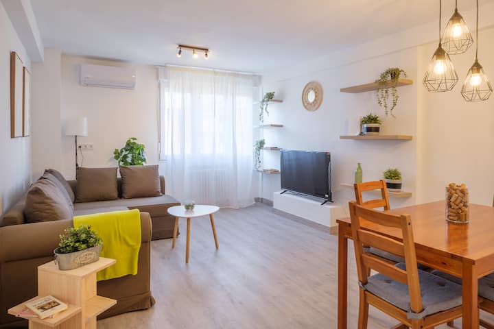 Loira José Pellicer: Comodidad Y La Ubicación. - Zaragoza