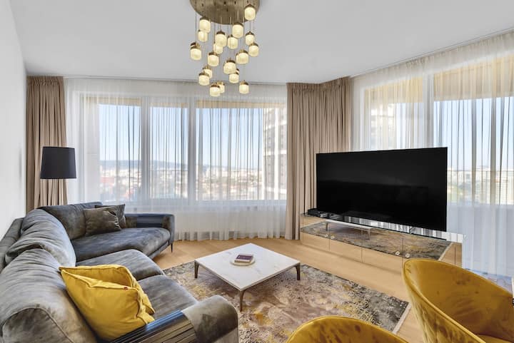 Skypark's Luxury Suite I With Prime View - Bratislava