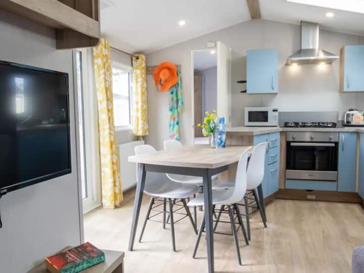 Flexi Od 3 Caravan With Decking - Ringwood