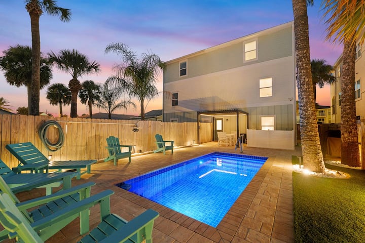 Spacious Townhome, Short Stroll To Beach, Great - Jacksonville Beach, FL