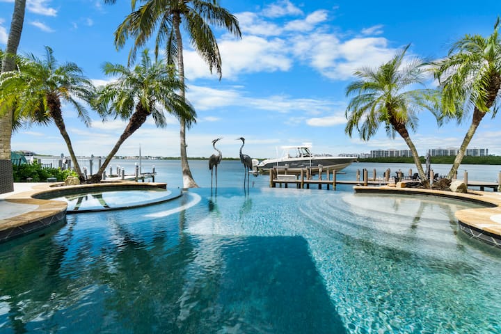 Casa Solara | Luxury Ocean-view Home - Marco Island, FL