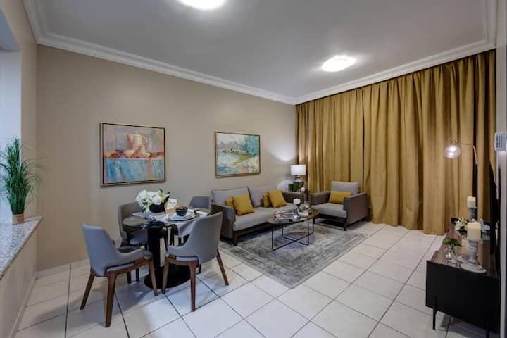 Modern 1bhk Near Luly Hypermarket Al Falah Plaza - 아부다비