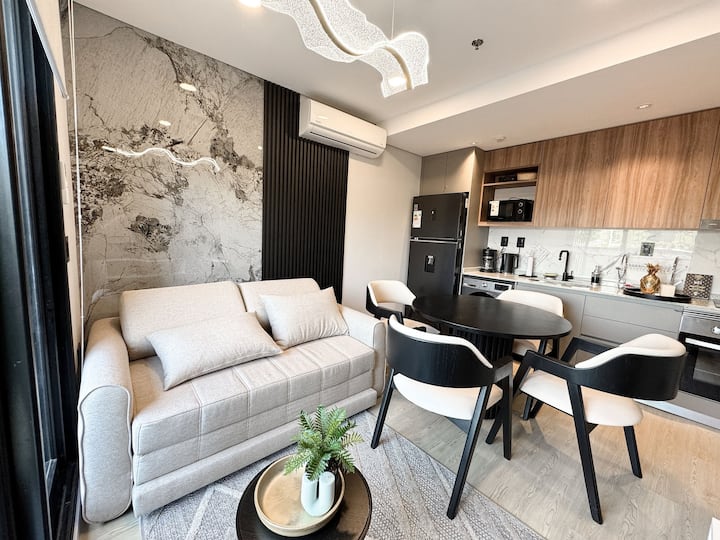 Modern 1br • Financial Center • Pool + Gym - Asunción
