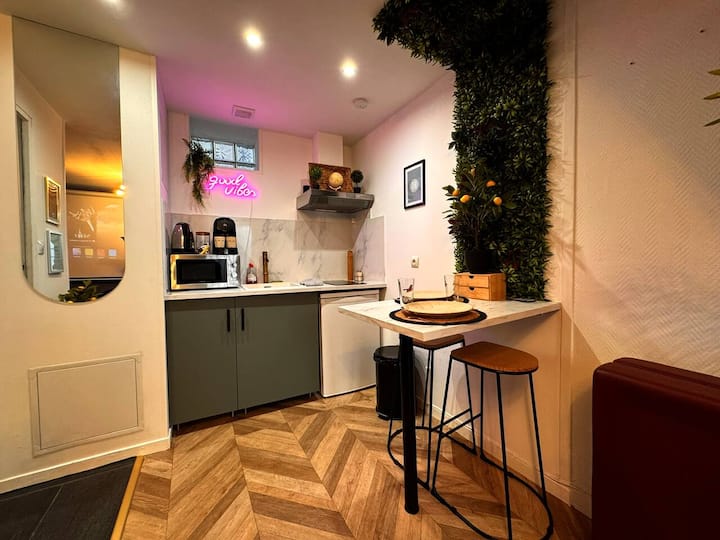 Secret Room ÉLégance, Mystère Et Intimité - Souppes-sur-Loing