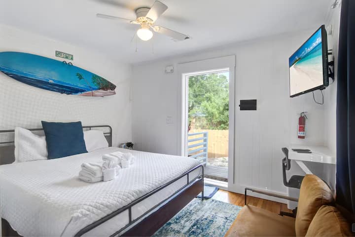 Sunset Beach Vibes - James Island, SC