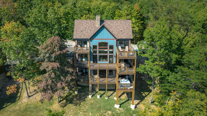 New! Hot Tub, Sauna, Arcade, Switch - Otter Run #1 - Gatlinburg, TN